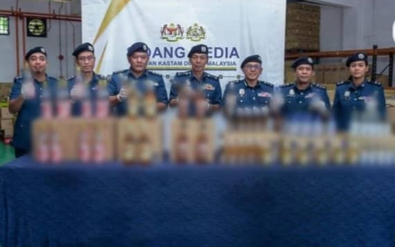 Kastam Perak rampas arak RM2.8 juta, 3 lelaki ditahan dalam tiga ...